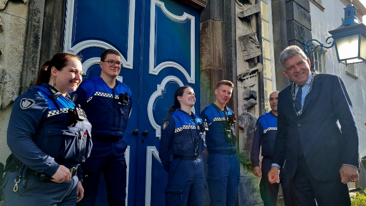 Handhavers gemeente Zutphen gaan bodycams dragen | Gemeente Zutphen